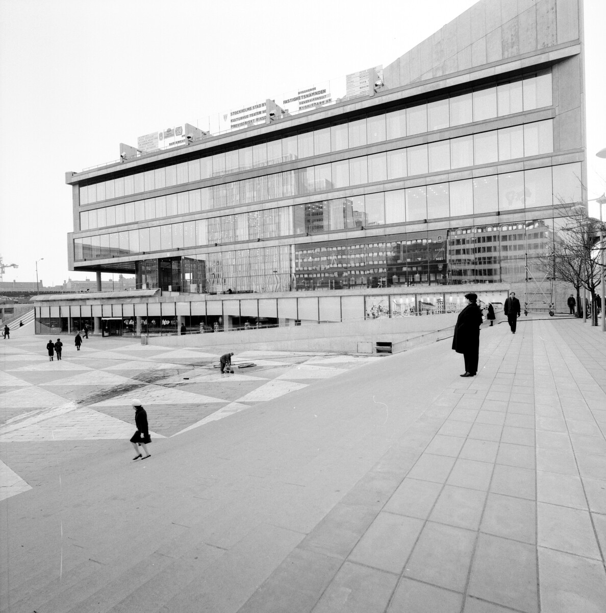 Autonomy and Automation - Architecture - e-flux