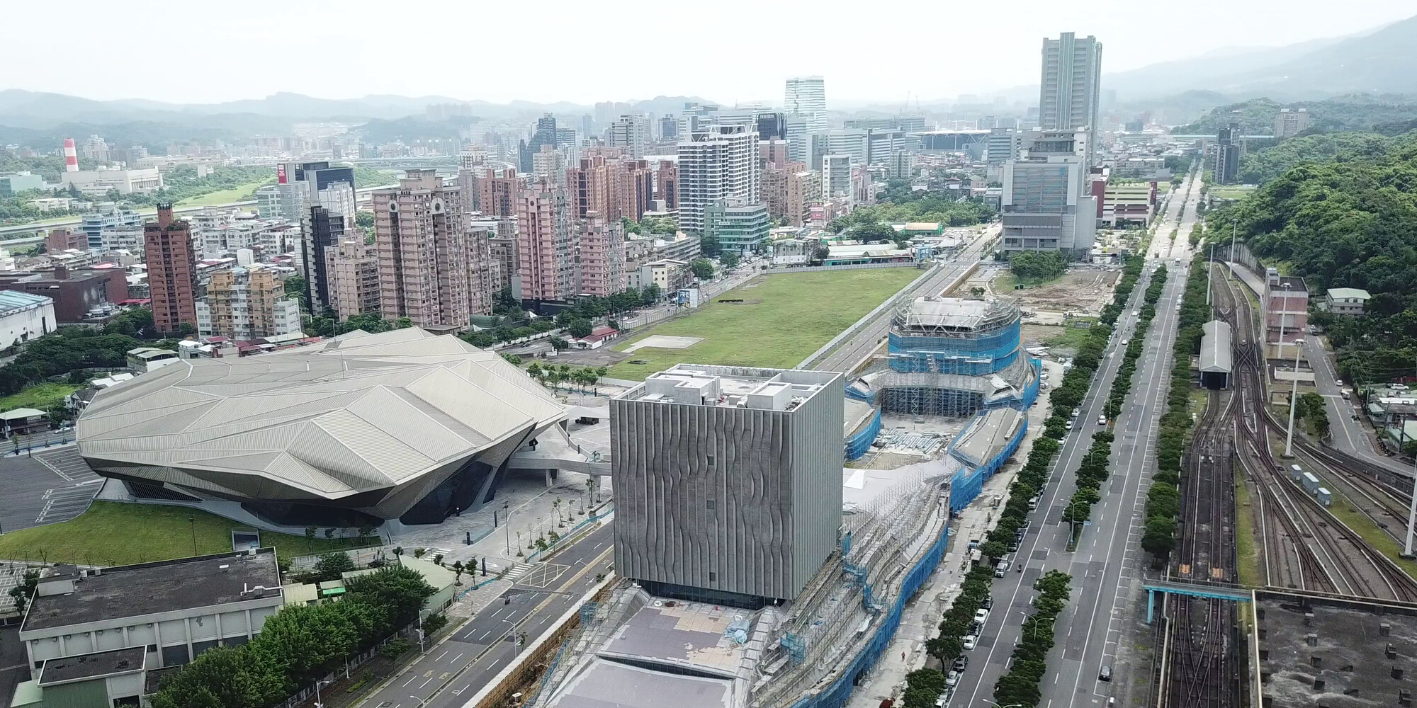 Reiser+Umemoto | RUR Architecture: Building Beyond Place ...