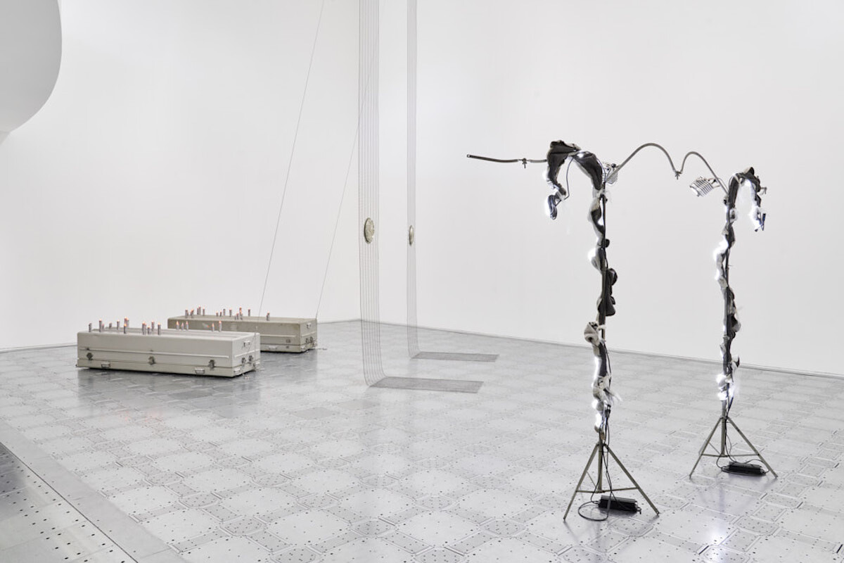 Elaine Cameron-Weir: STAR CLUB REDEMPTION BOOTH - e-flux Education