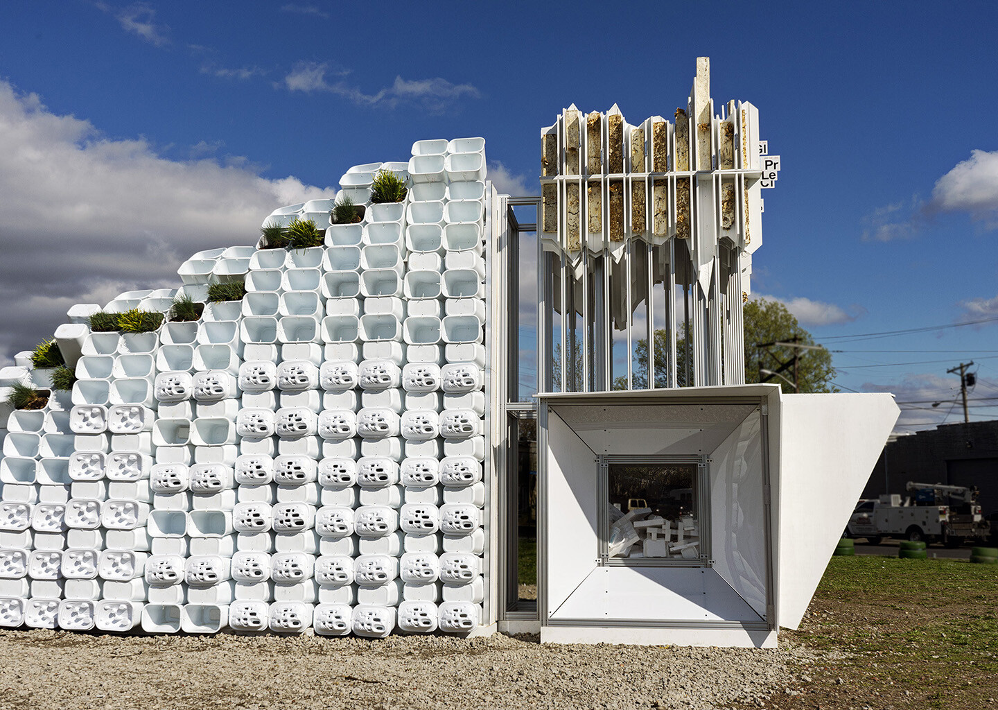 Design with Life: Biotech Architecture and Resilient Cities ...