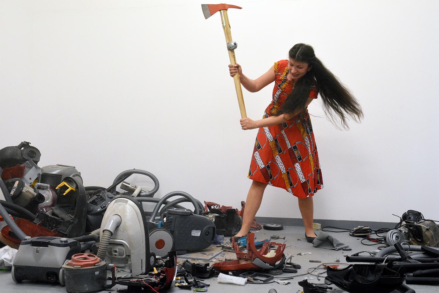 Selma Selman - Announcements - e-flux