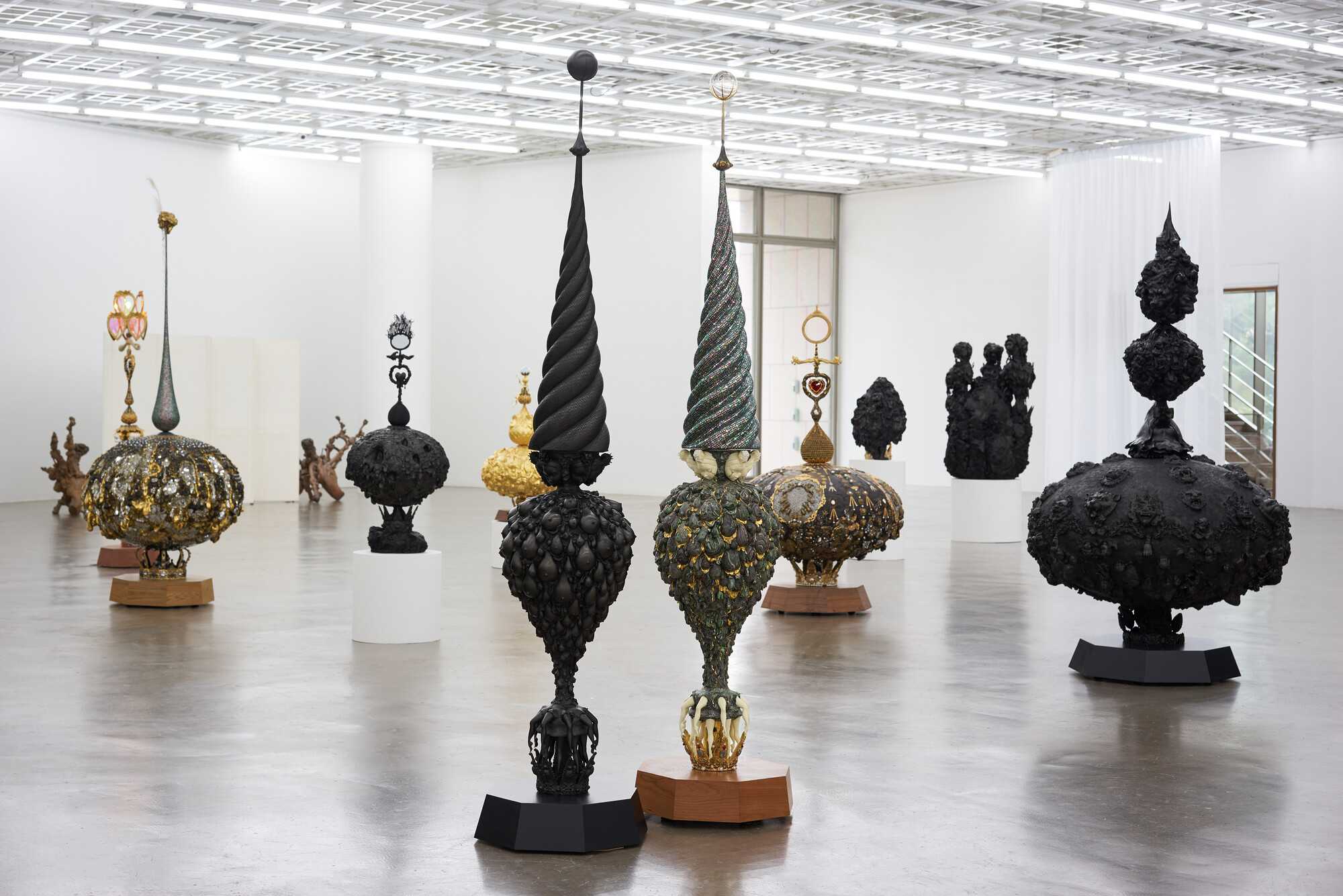 Yeesookyung: Moonlight Crowns / Jane Jin Kaisen: Community of Parting ...