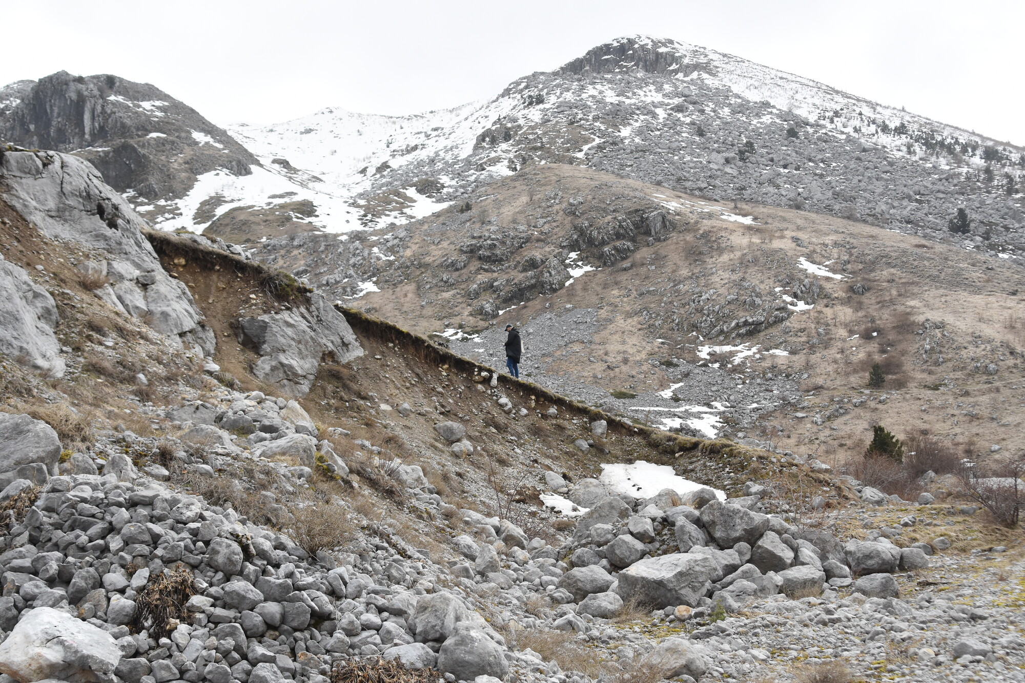 Terram Intelligere: INTERSTITIUM - Announcements - e-flux