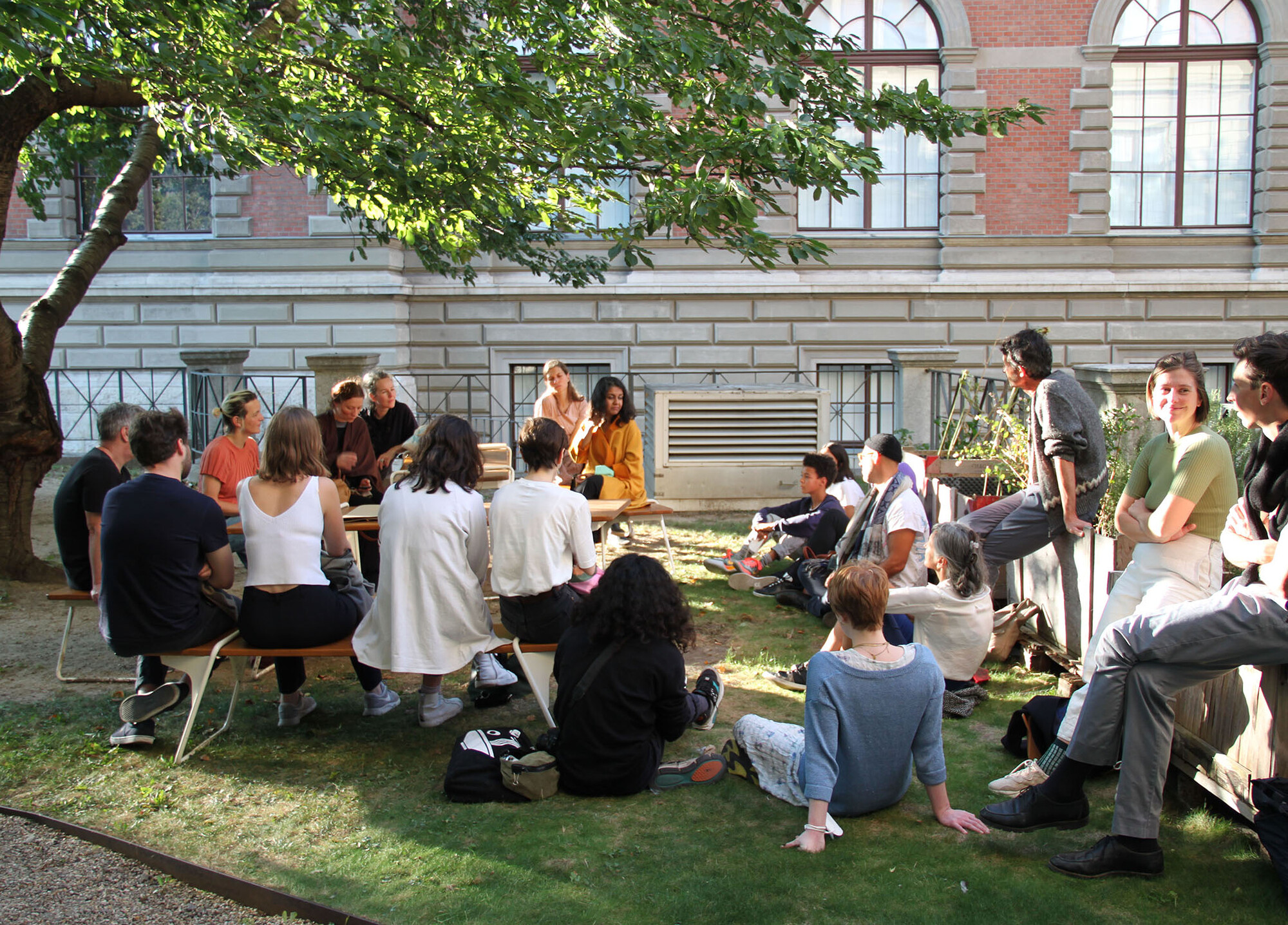 Creating Common Ground: Klasse für Alle - Features - Education - e-flux