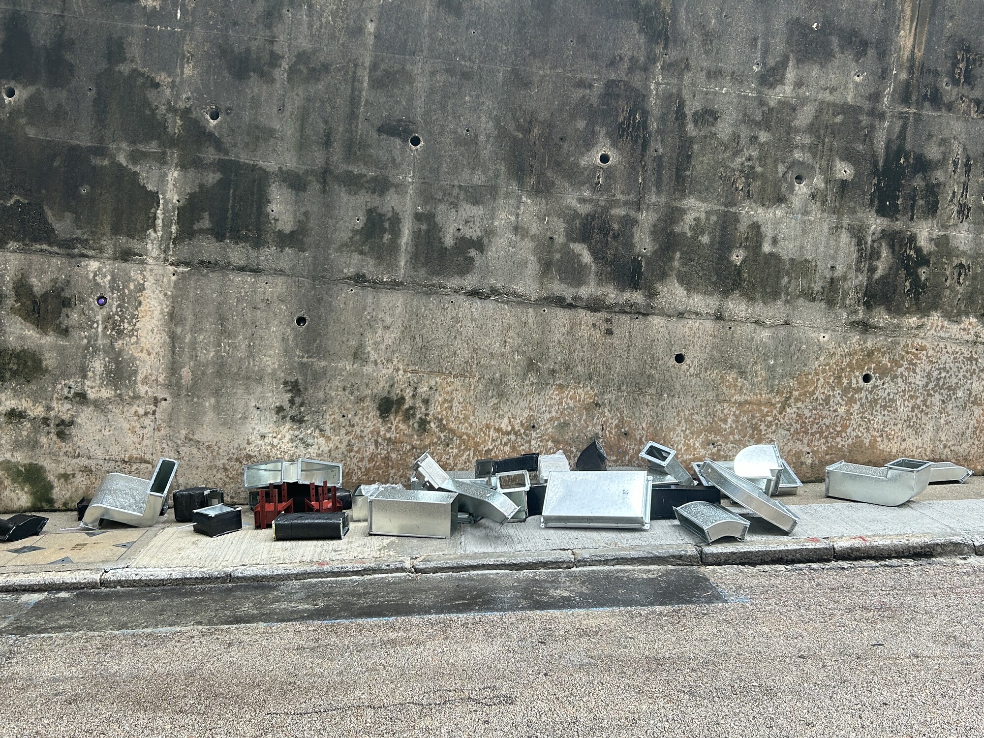 After Comfort: A User’s Guide - Daniel Barber et al. - Editorial