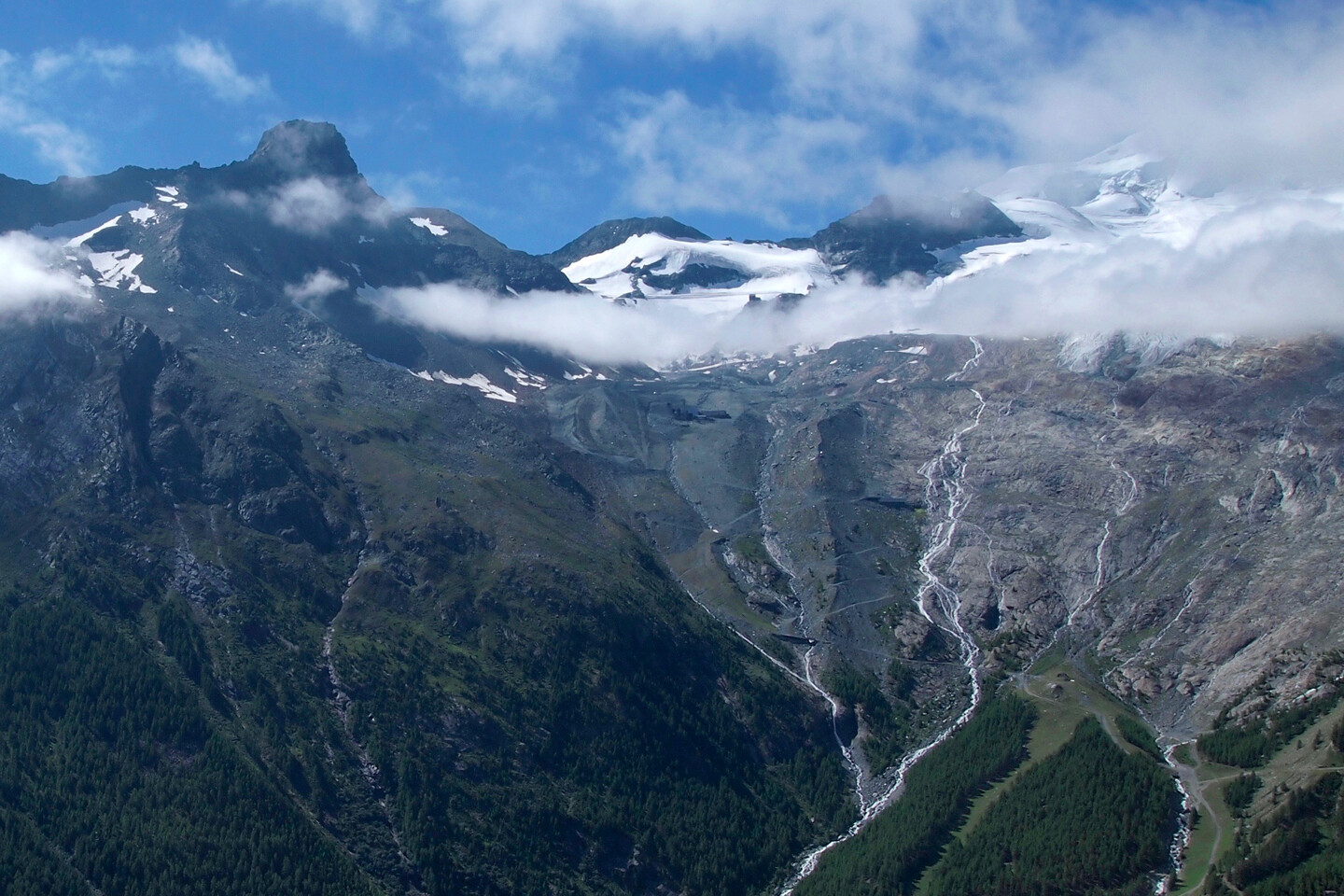 The European Graduate School (EGS) - Directory - e-flux