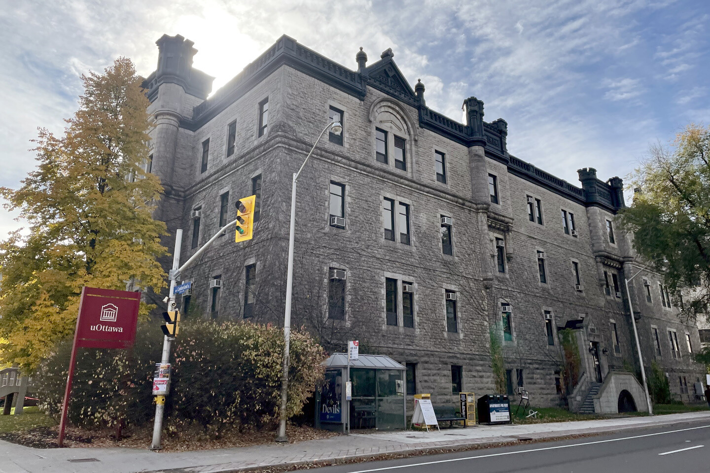 University of Ottawa - Institutions - e-flux