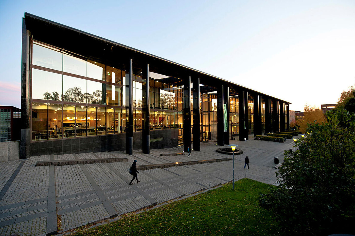 University of Oslo - Directory - e-flux